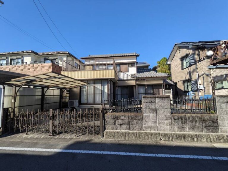 面積約60坪の南道路！測量・解体更地渡しです。 アサヒ開発｜愛知県尾張旭市の不動産会社
